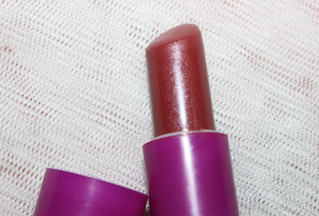 Avon Simply Pretty Lipstick Rich Terracotta Review